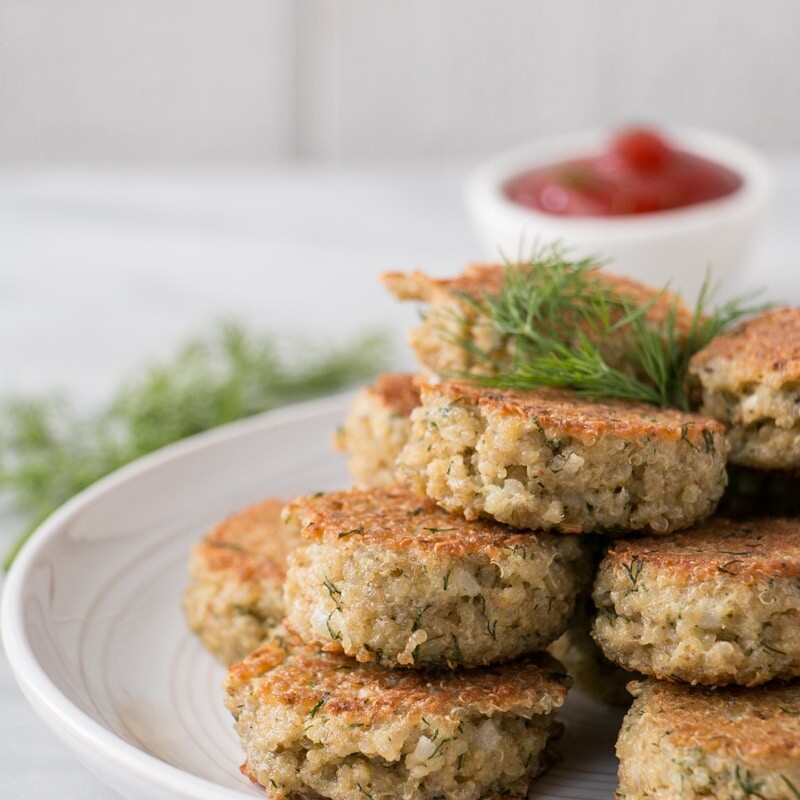 Easy Crispy Quinoa Patties - My Kitchen Love